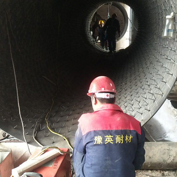 Insulating Castable for High Temperature Furnace Linings